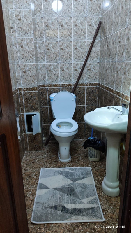 Kuvartira sotiladi