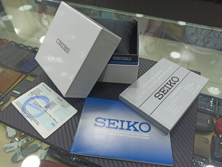 Seiko Presage SSA425J1 наручные часы