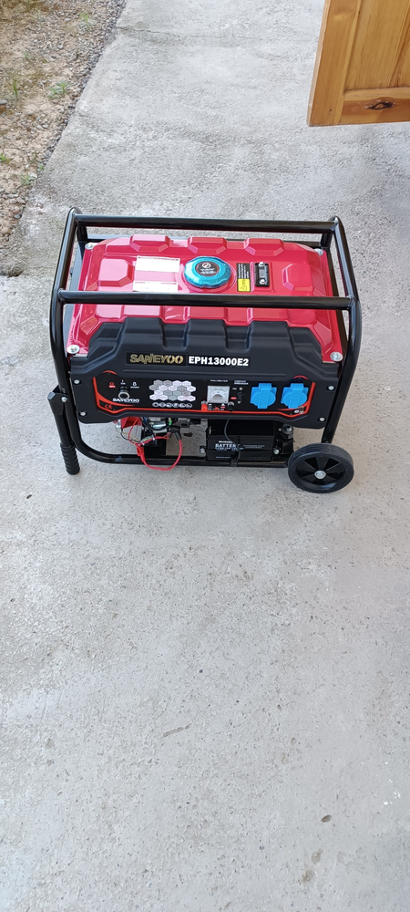 3,5kw Divijok sotiladi  ! Xolati yangi benzin va gazda ishlaydi
