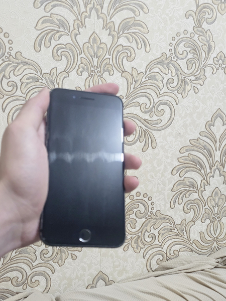 Iphone 8 plus 64