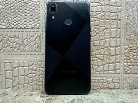 Продам телефон SAMSUNG A10s памят 32