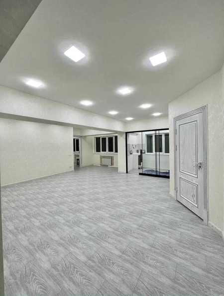 谷 129883 谷 Yakkasaray tumanida kvartira sotiladi [74 м²]
