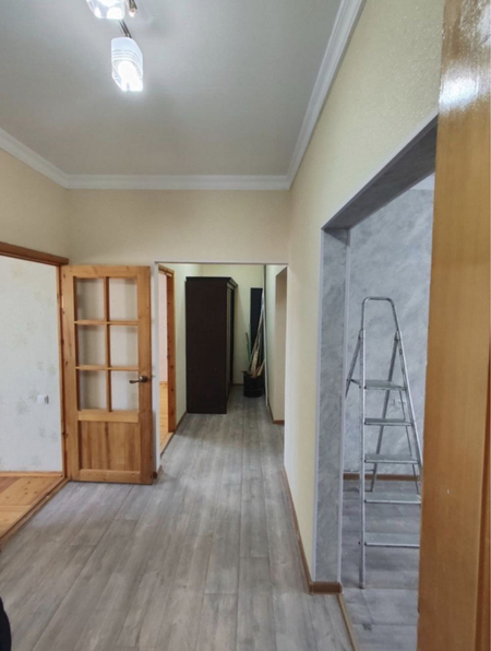 Срочноо продаётся Юнусабад 9кв 3/5/5