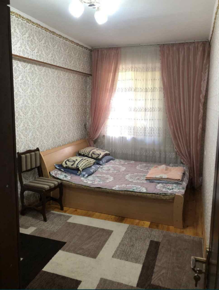 Юнусабад 4 квартал 2/1/4 (52²) продаётся квартира