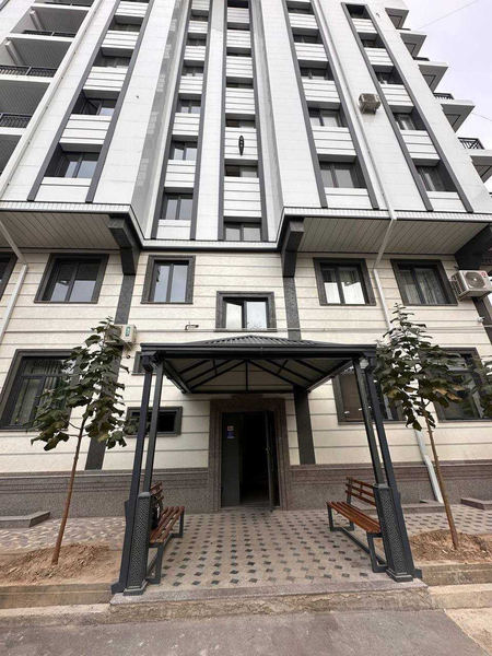 №3161/2732.Продается 3х-комнатная квартира в Новостройке.