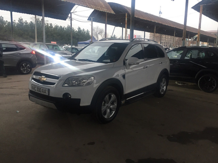 2008 yil probeg 242 km 2,4 mator bez rmont kraska  bitta qanot 12000$