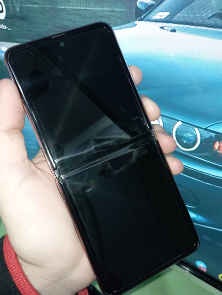 Samsung Galaxy zFlip 2 5G 8/256 идеал