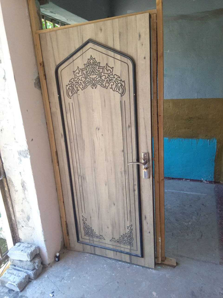 Дверь деревянный классический дизайн