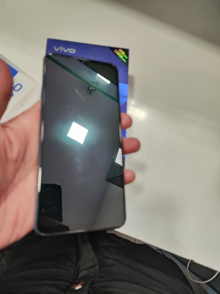 Vivo v23e. Ideal