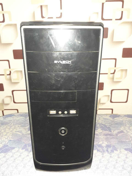 Продаётся пустой кейс AVTECH в хор. состоянии с блоком питания 450-W!!