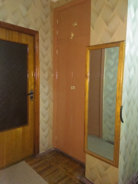 Аренда 3.хонали лабзак оилага берилади расмдаги уй