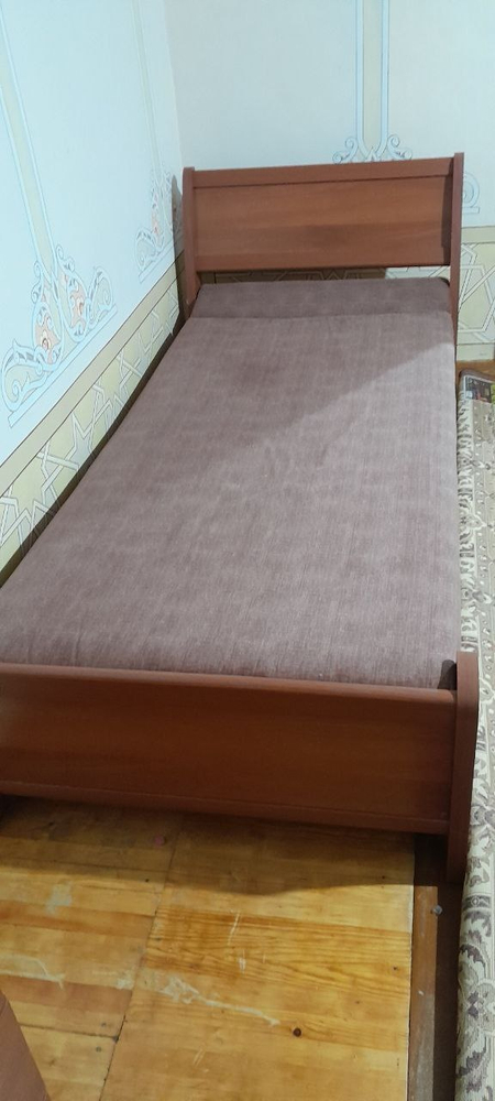 Продам кровать     в хорошем состояниие