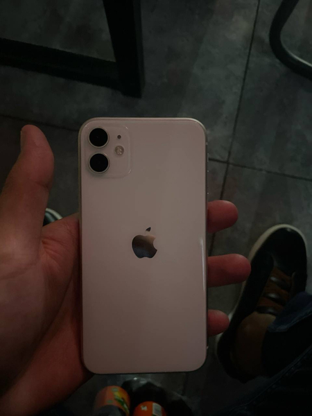 Iphone 11 в хорошем состоянии