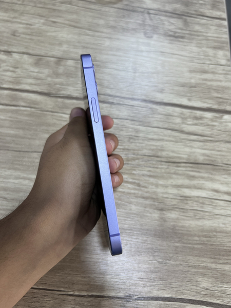 Iphone 12 purple