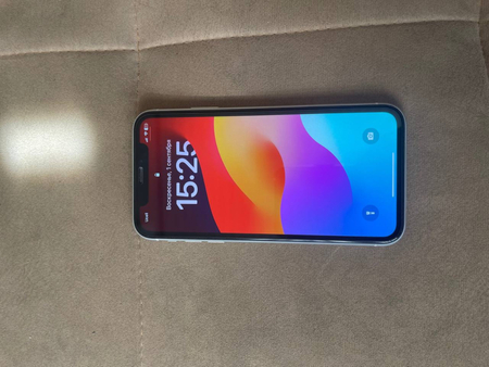 White iPhone Xr 128gb