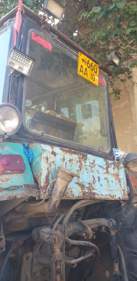 Ttz 80 10 traktor sotiladi