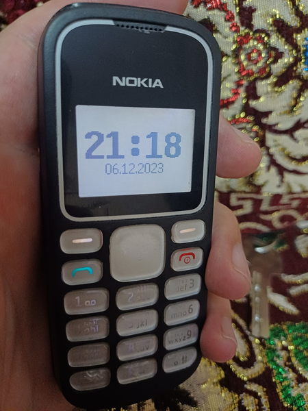 Assalom alekum nokia 1280 sotiladi xrustal knopka uchmidigan tinniq