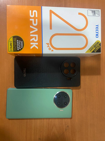 TECNO SPARK 20 PRO PLUS karopga dakement srochno sotiladi