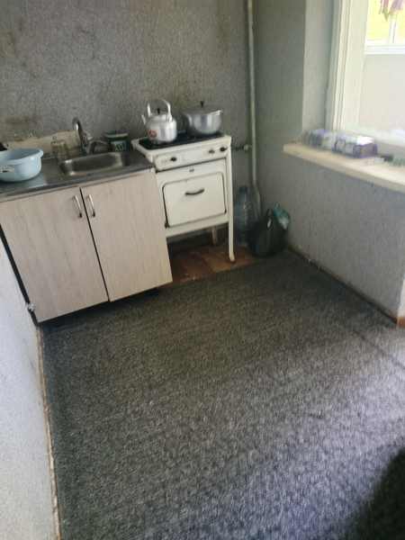 Cilonzor parus yonida qizla va ayolla ucun 650 ming kv bor BEZMAKLER