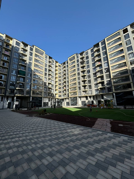 Срочно продается квартира 3/8/10  88,48м2 в ЖК «Яккасарай Сити Молл»