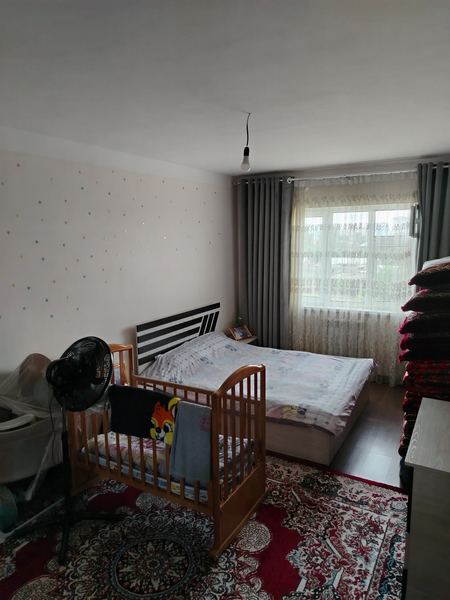Kvartira sotiladi, Yangihayot tumani 2/5/7 shaxsiy bez makler