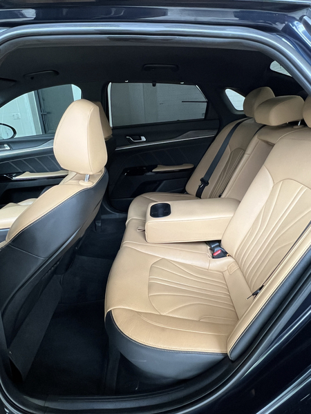 Продаю kia k5 gibrid