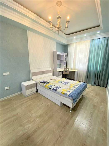 Center-1 Sodiq Azomov street 3 room new building euro