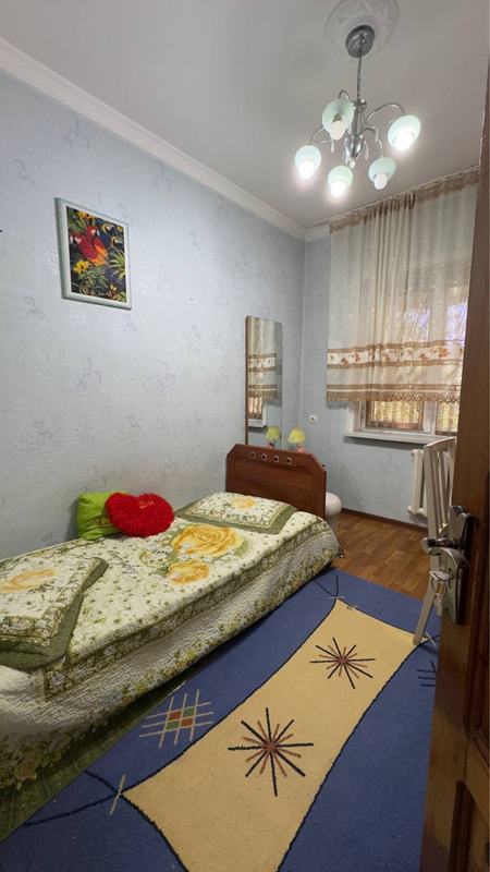 Продаётся Юнусабад 5кв 3/4/5