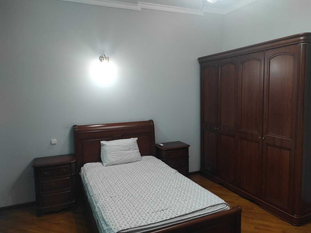 New building euro 5 room 4 bedroom 3 bathroom in center