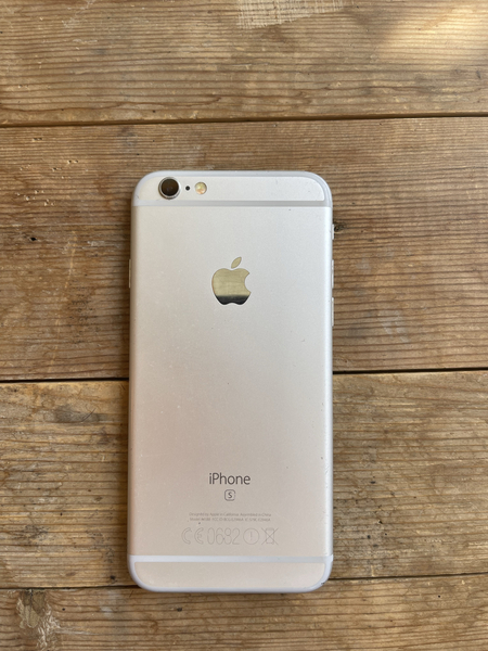Продается iphone 6s/64gb