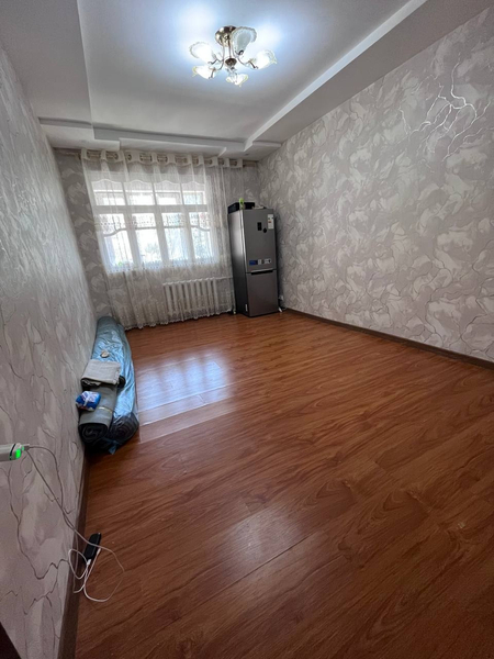 Dom sotiladi 1 xonalik