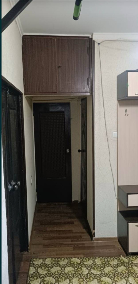 Срочно продам 2/4/4 ком квартиру куйлюк 4