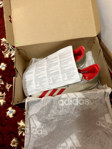 Оригинал adidas кроссовка мужская новый