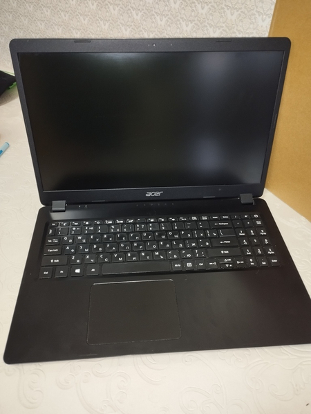 Acer Aspire 3  core i3 10 gen 12gb operativka / 128 gb ssd