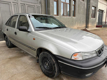 Daewoo Nexia 1  2006 yil Toshkent 1 ta qo`l haydalgan, benzin.