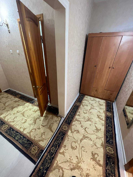 Арзон нархда 2 (3 хона қилинган) хонали квартира