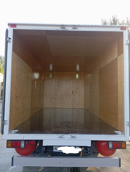 Isuzu senji salarkalik gaz qoʻyilgan