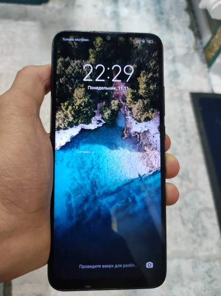 Poco c40  obmen iphone 7