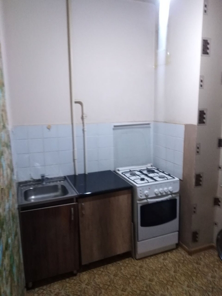 Юнусабад 9кв 1/4/5 Вдол дароги Свая