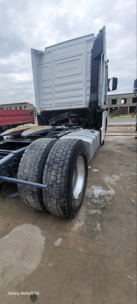 DAF сотилади. Холати АЬЛО даражада. Нархи 15.500$. Келишилади.