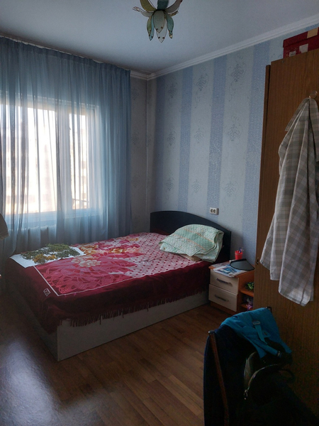 Продаётся квартира Сергели 8а 4/8/9 95 кв.м. дехкан базар