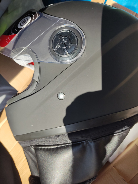 Skuter va motosikllar uchun kaska shlem YANGI