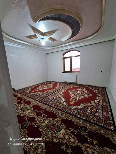 Uch qahramon Guliston mahallda 5 sotixli hovlimiz sotuvda