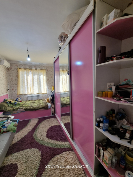 Недорого продаётся 2х комнатная квартира. Кирпичка