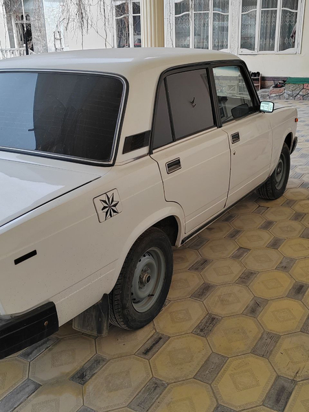 Vaz 2105 07 qilingan