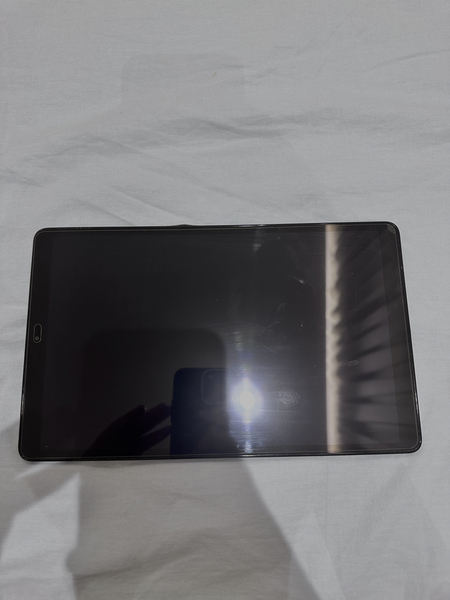 Продам планшет samsung tab a 10.1 дюймов