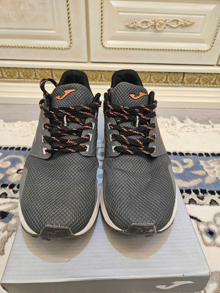 Joma 44 razmer sotiladi!