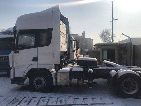 SHACMAN Х5000 4x2 тягач (АМТ)+Автовоз трелер 8та машина сигади,