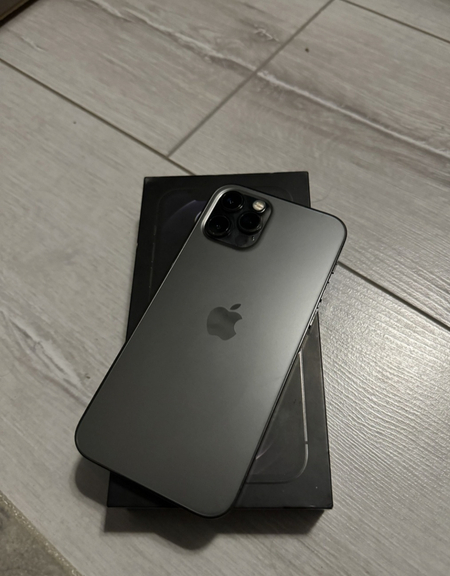 IPhone 12 pro 256gb sotiladi