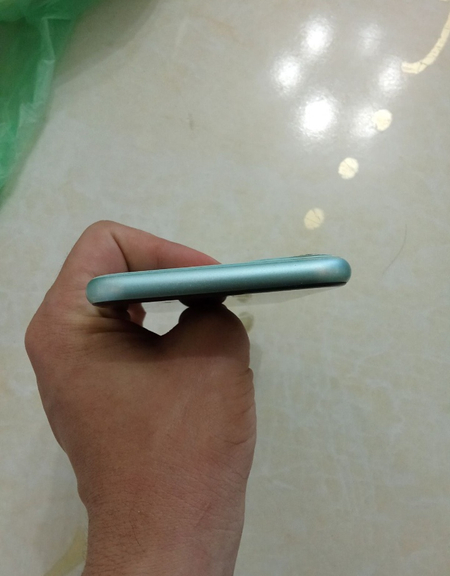 IPhone 11 срочно продается